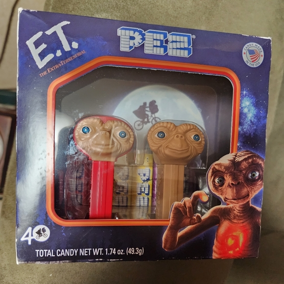 PEZ | Toys | Pez Candy Dispenser Et 4th Anniversary Gift Set ...